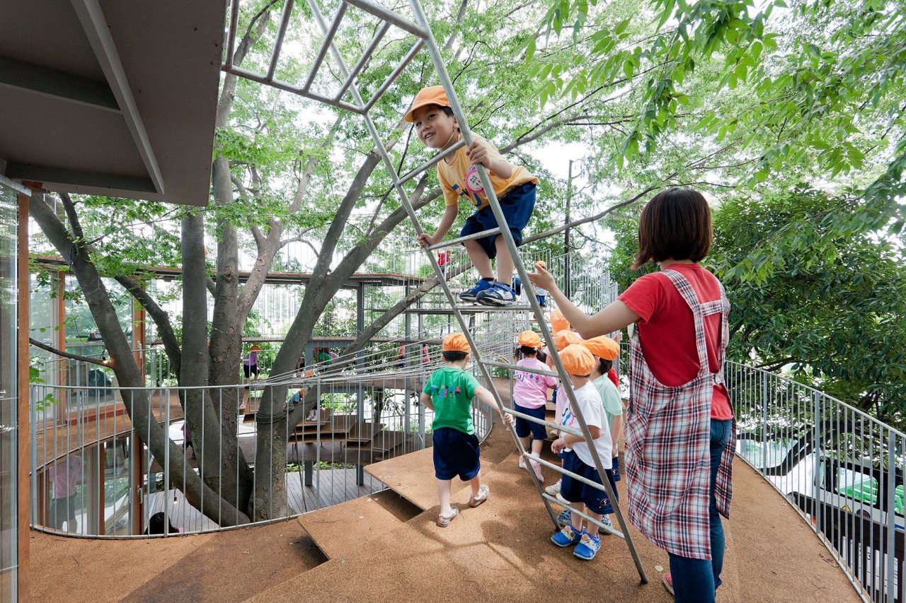 Ring Around A Tree, Tokyo, Japan – Takaharu Tezuka – Iwan Baan