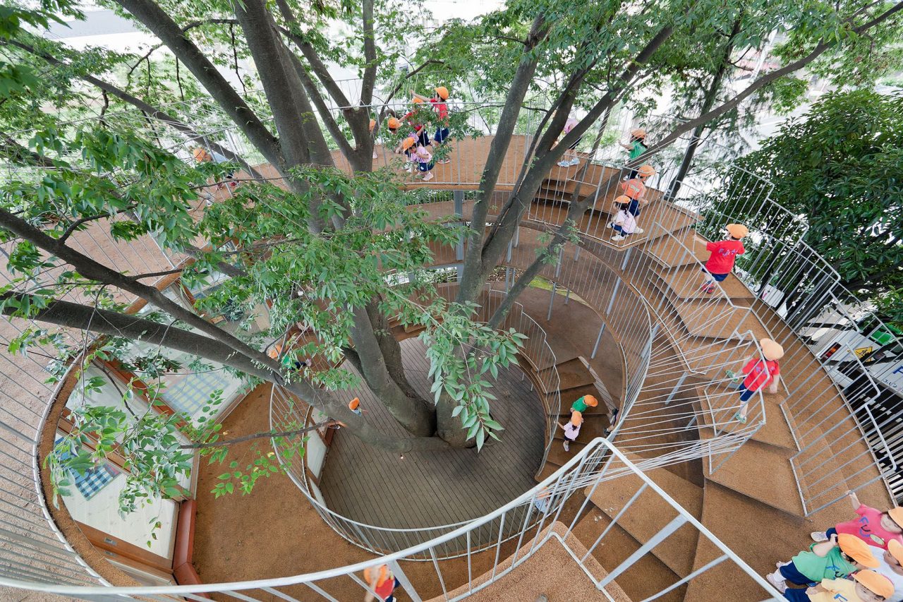 Ring Around A Tree, Tokyo, Japan – Takaharu Tezuka – Iwan Baan
