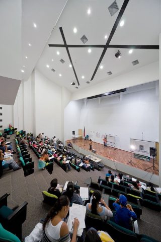 Library Espana, Medellin, Colombia – Giancarlo Mazzanti – Iwan Baan