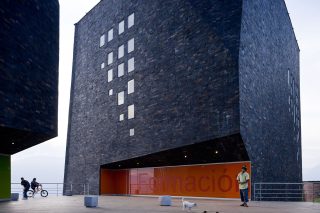 Library Espana, Medellin, Colombia – Giancarlo Mazzanti – Iwan Baan