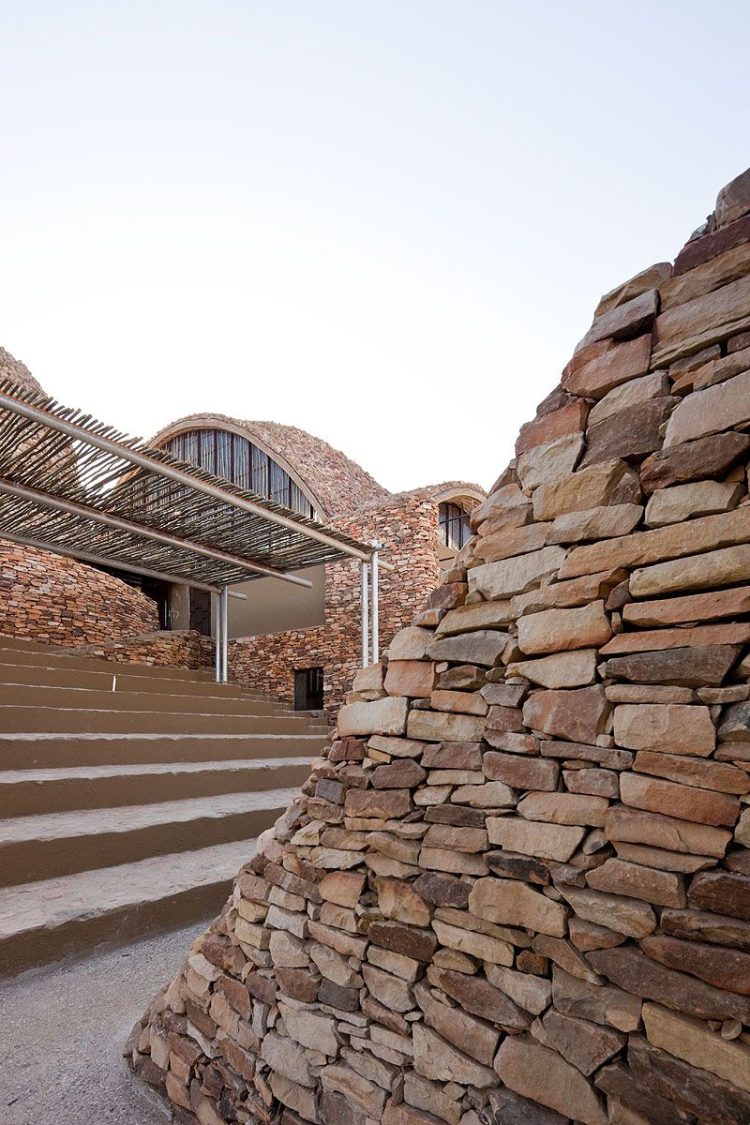 Mapungubwe Interpretation Centre, Limpopo South Africa – Peter Rich ...