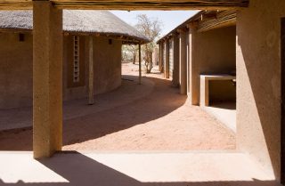 Mapungubwe Interpretation Centre, Limpopo South Africa - Peter Rich ...