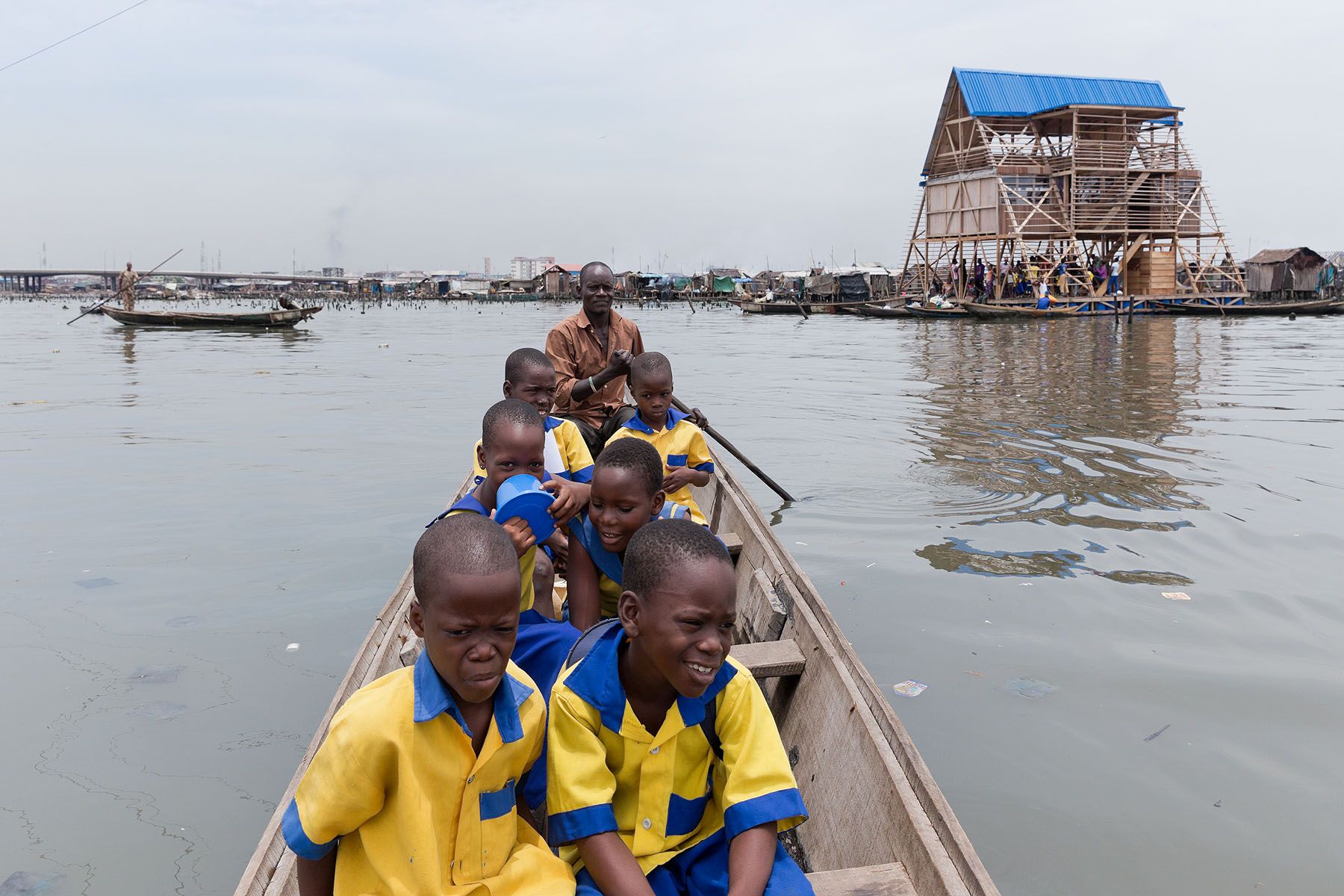 Makoko Floating School, Lagos, Nigeria – Kunle Adeyemi NLÉ – Iwan Baan