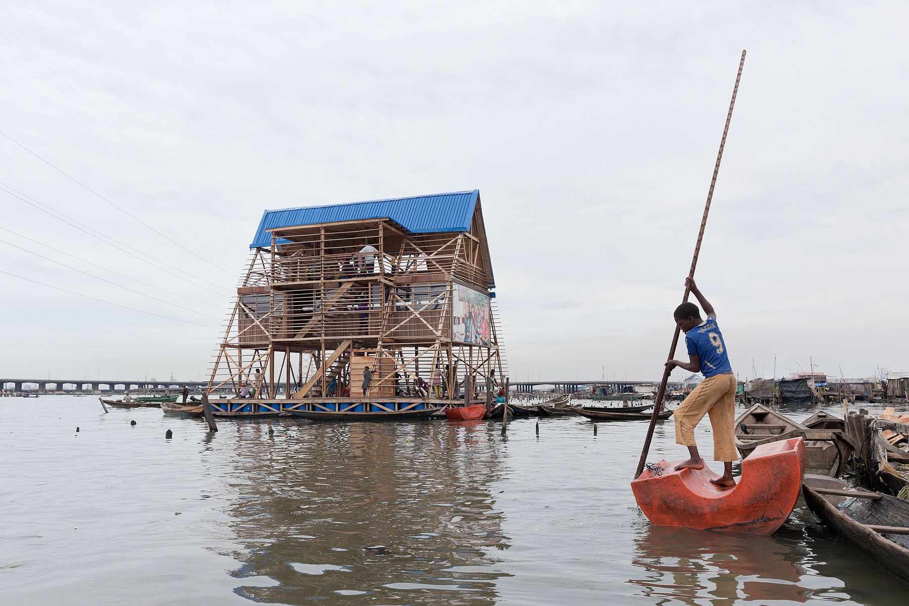 Makoko Floating School, Lagos, Nigeria – Kunle Adeyemi NLÉ – Iwan Baan