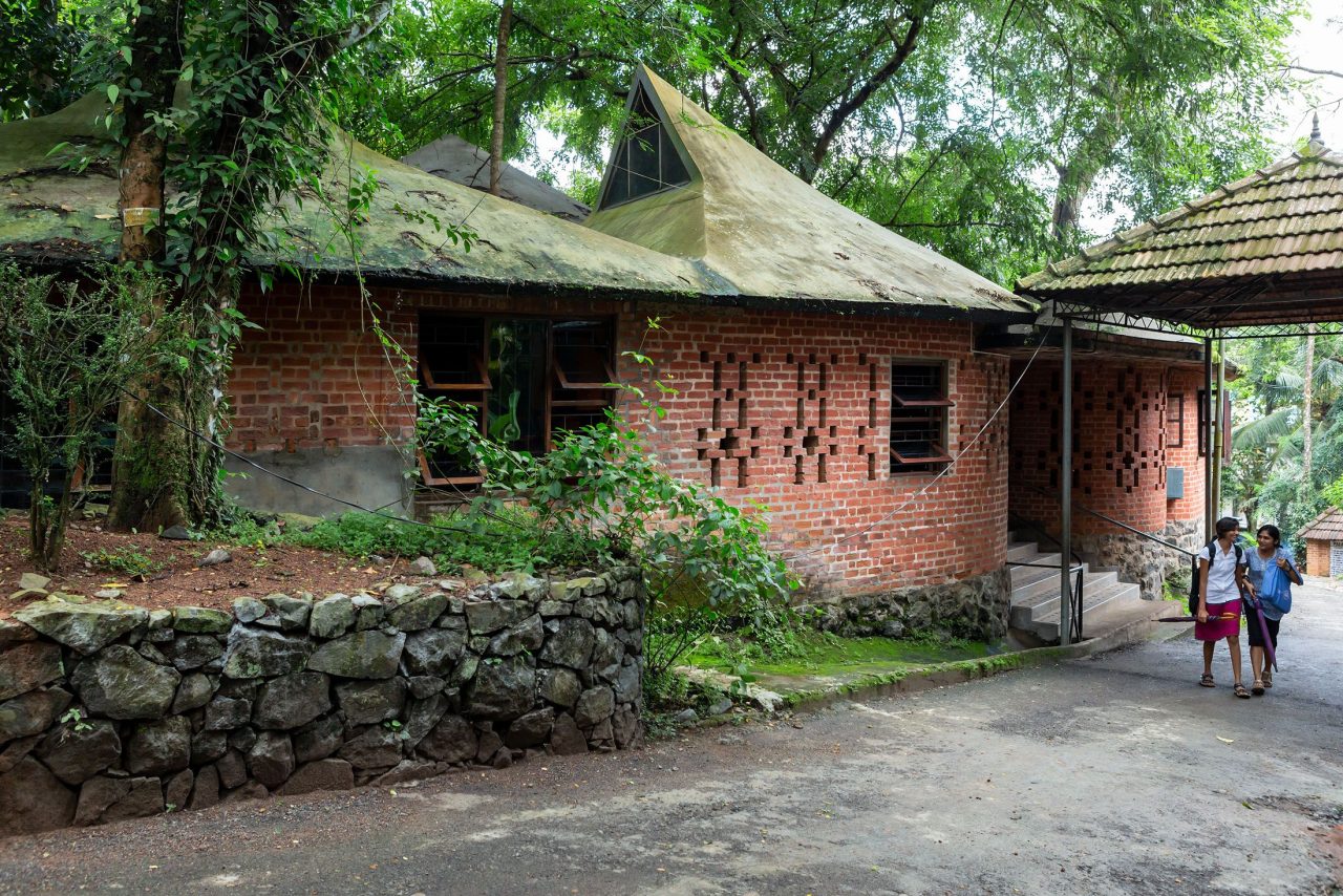 Pallikoodam School – Kottayam – Laurie Baker – Iwan Baan