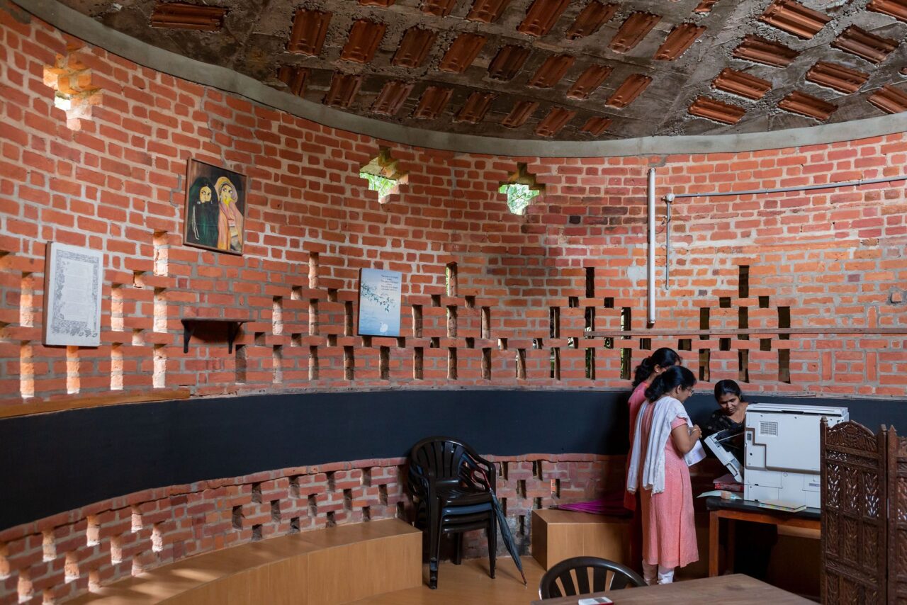 Pallikoodam School – Kottayam – Laurie Baker – Iwan Baan