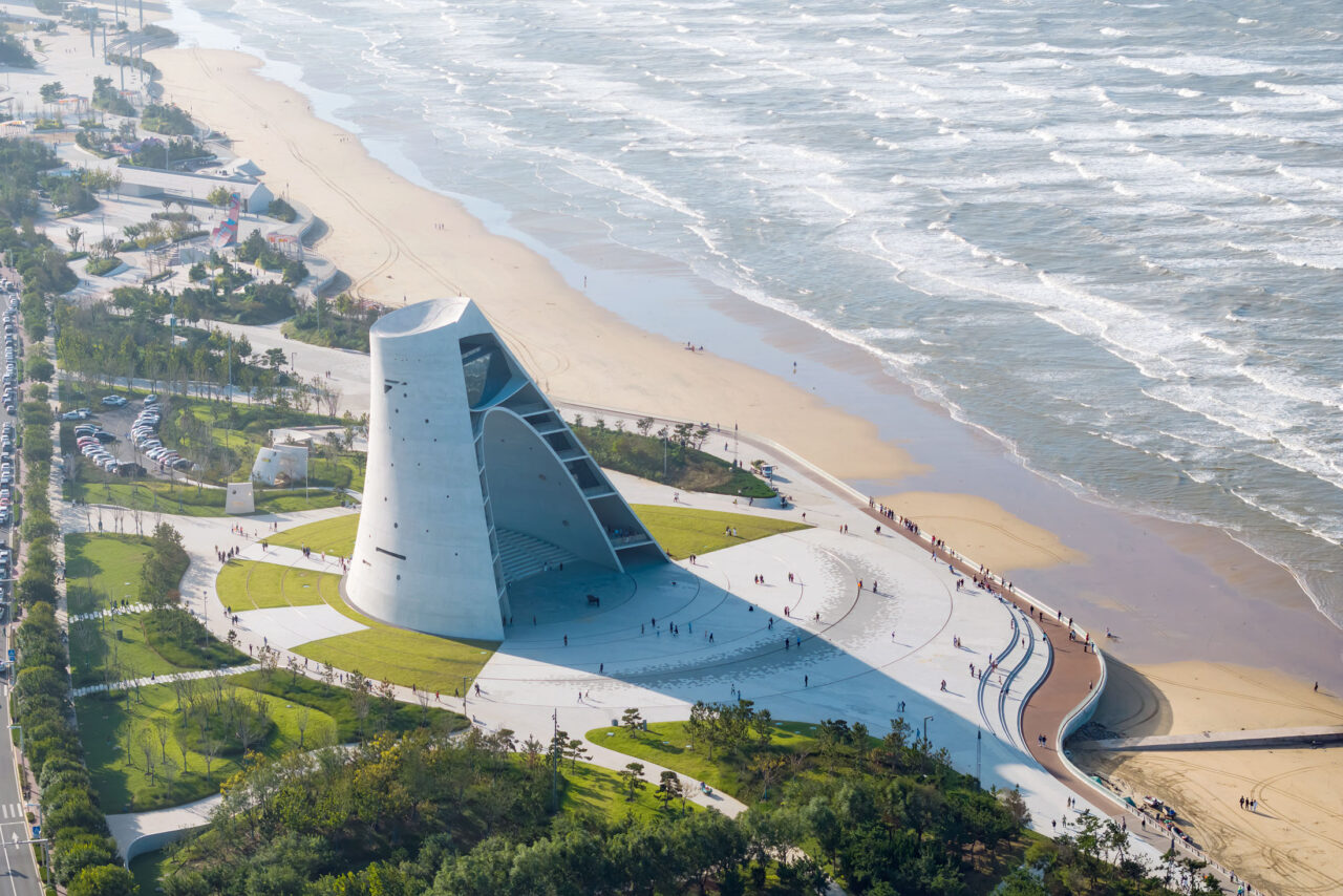 Sun Tower Yantai – OPEN Architecture – Iwan Baan